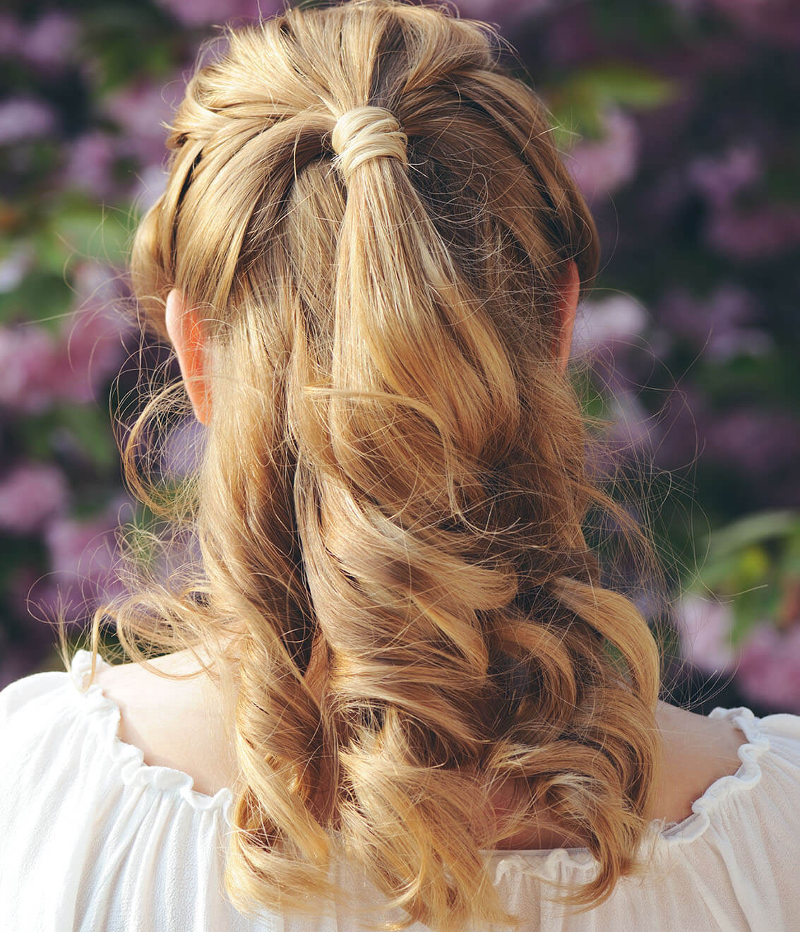 Pricheska - Professional Service for Your Hair Beauty.